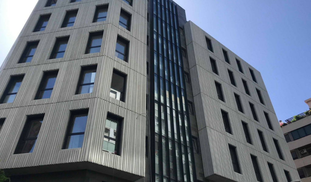 Contribuciones del Panel Nervado Al Revestimiento De Fachadas